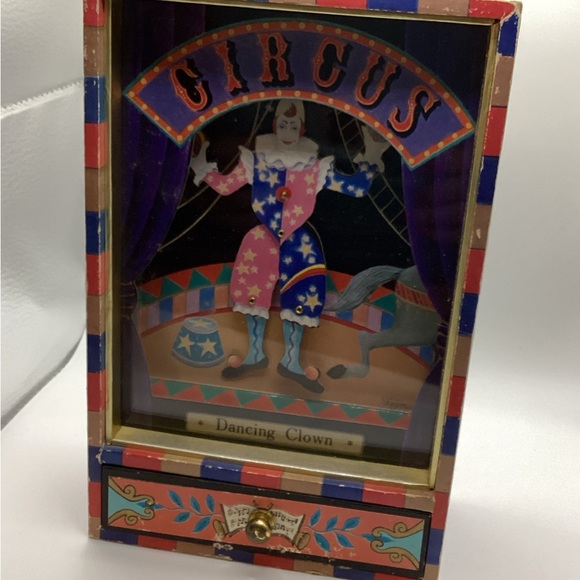 Yap | Toys | Circus Dancing Clown Trinket Jewelry Box With Multicolor ...